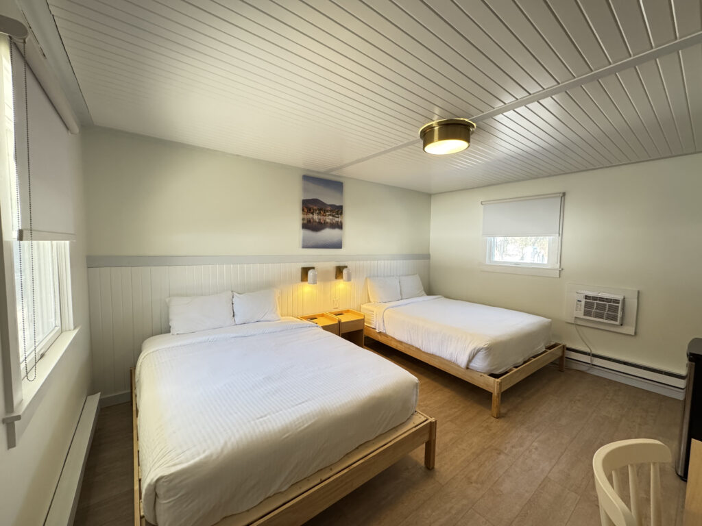 Rooms & Suites – mapleleafinnlakeplacid.com